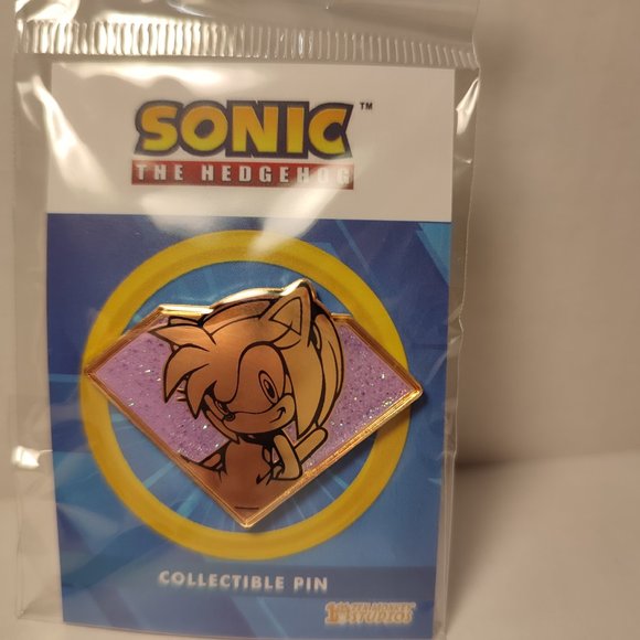 Sega | Jewelry | Amy Official Sonic The Hedgehog Golden Series Pin ...